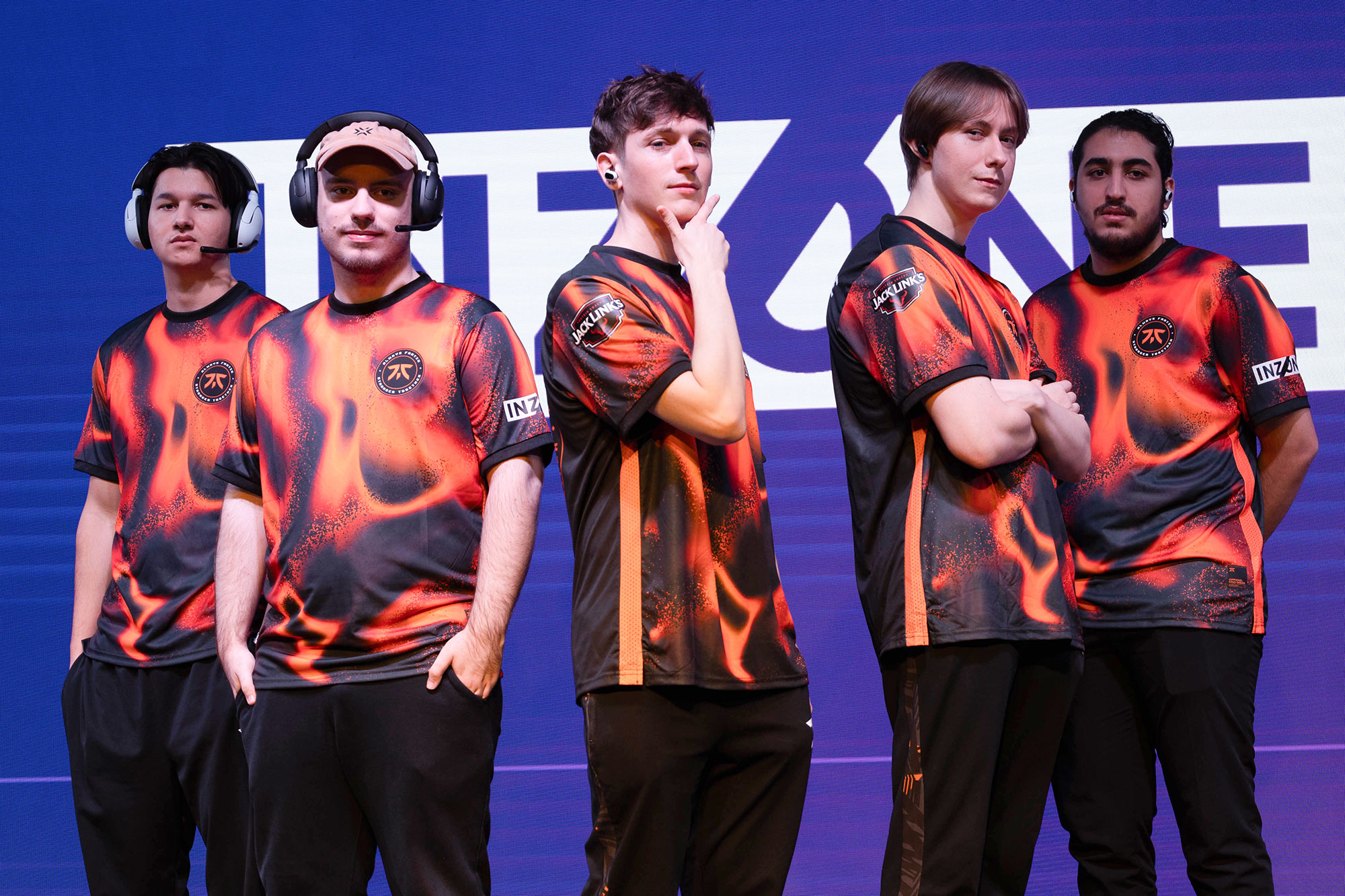 Valorant CC: Unleash the Shiny and Clear Enemy Outlines!